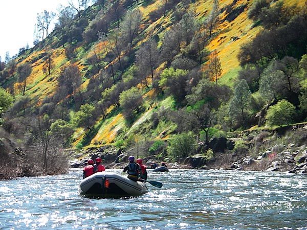 Places to Stay near the Merced River